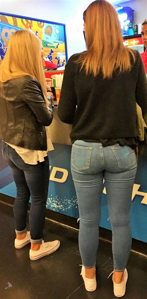 Épinglé Sur Tight Skinny Jeans
