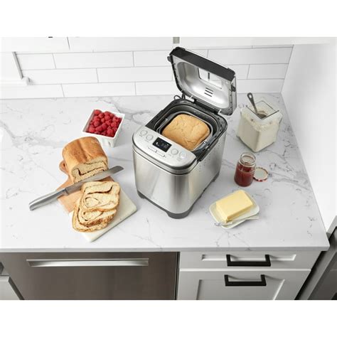 Cuisinart Cbk 110 Compact Automatic Bread Maker Silver 60 Off