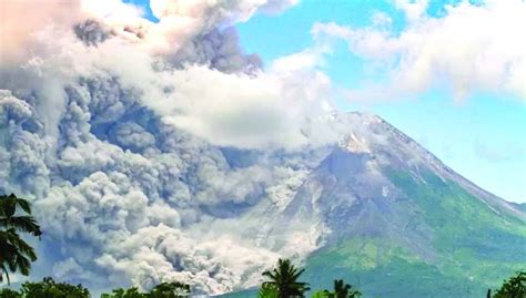 Indonesias Mount Merapi Volcano Erupts Covering Villages In Ash