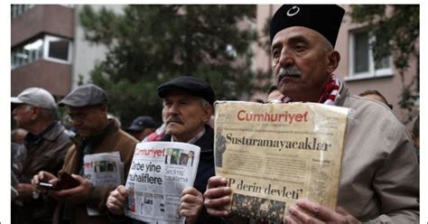 Dayhoff Soundtrack 9 Journalists And Executives At A Leading Turkish