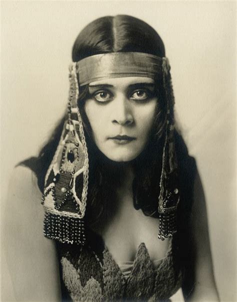 Theda Bara The First Sex Symbol Of The Film Era ~ Vintage Everyday