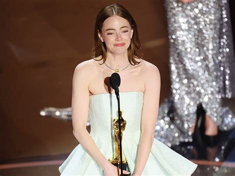 【第96回アカデミー賞】主演女優賞はエマ・ストーン！ 「哀れなるものたち」で2度目の戴冠 映画ニュース 映画 Com