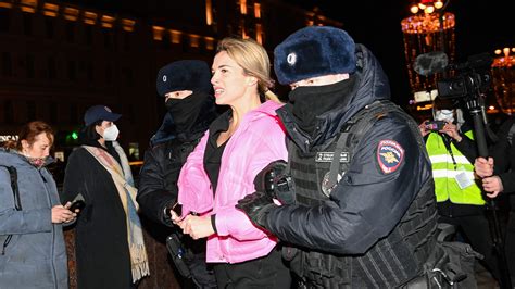 Anti War Protesters Jailed Freedom Of Speech In Russia Explained