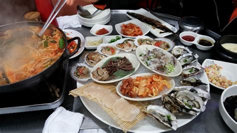 무료 이미지 바다 레스토랑 요리 식품 점심 아시아 음식 저녁 식사 한국어 중국 음식 사시미 집 뜨거운 냄비
