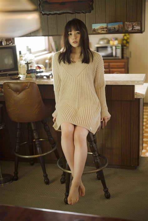 桜井日奈子の史上最高に大人な姿をたっぷりと堪能できる！ 2022年カレンダーブック発売決定 B L T Web