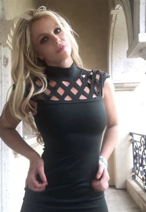 Britney Spears 2018 Kenzo Babe Squeezes Cleavage Into Tiny Bra Daily