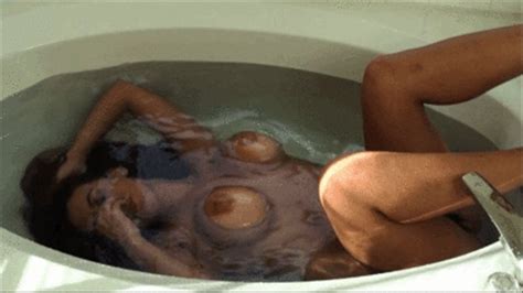 Megan Jones Underwater Mp4 Alexis Playground Clips4sale
