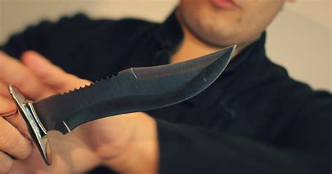 Self Defense How To Defend Against Knife Attack 6dragonskungfu Com
