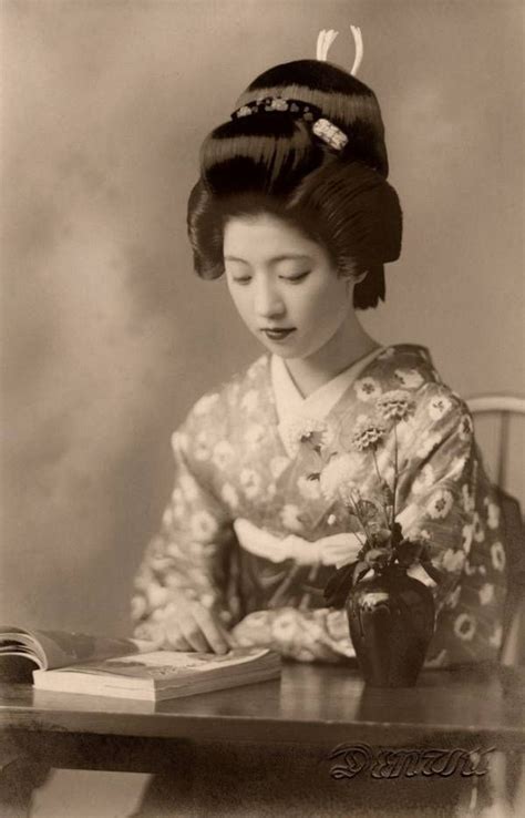 【画像】 戦前の日本の写真って意外におしゃれでびっくりするよね オールジャンルのオージャン Geisha Japanese