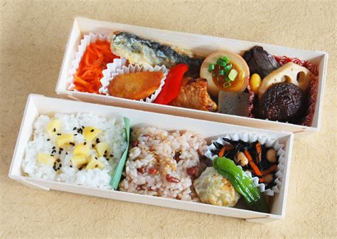 老舗仕出し弁当屋「濱田屋」秋の味覚を先取りした行楽二段弁当を8月24日より発売開始！｜まん福ホールディングス株式会社のプレスリリース