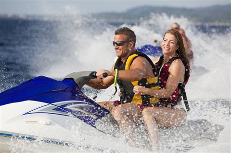 Couples Adventure Watersports Poni Divers Brunei