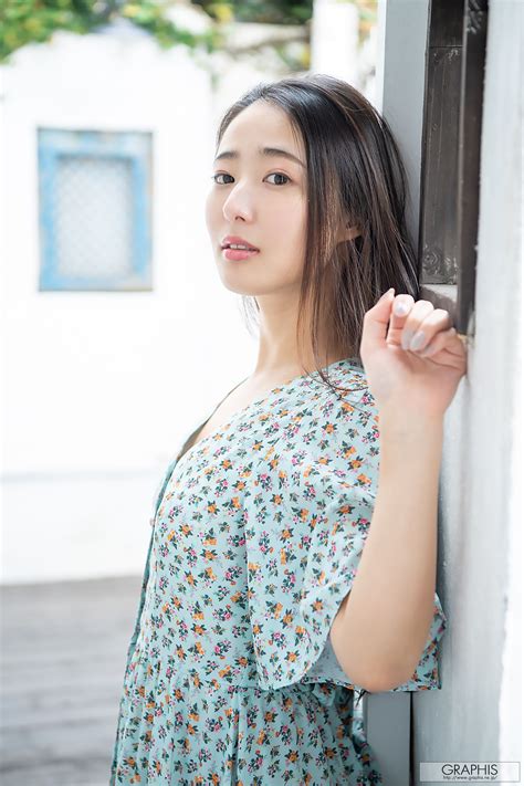 [graphis] Gals472 Suzu Matsuoka 松岡すず Raw Expression 高清大图在线浏览 新美图录