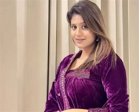 Anjali Arora Mms News कच्चा बादाम गर्ल अंजली अरोरा हिने बनावट Mms लीक