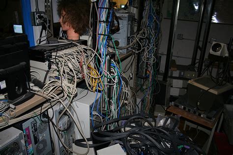 opendns celebrates sysadmin appreciation month with a contest for