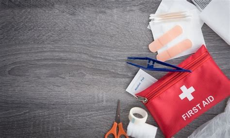 5 Reasons Why Basic First Aid Knowledge Is Essential Glamm Health
