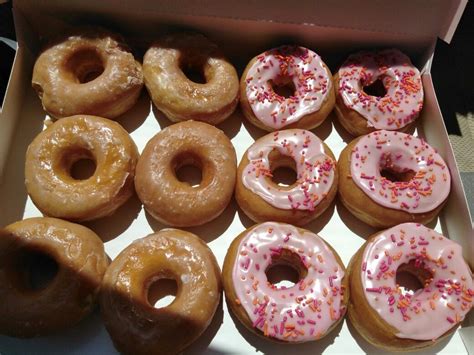 Dunkin Donuts Strawberry And Glazed Strawberry Donuts Donut Glaze