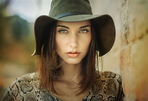 Hd Wallpaper Women Model Brunette Green Eyes Juicy Lips Face