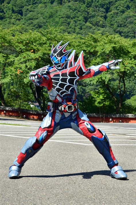 仮面ライダーリバイス【公式】作品ガイド｜令和第3作（2021年）｜東映 仮面ライダーweb【公式】東映