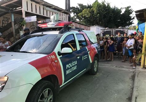Homem é Assassinado Com Cinco Tiros Após Ser Surpreendido Por Dupla