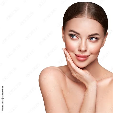 Foto De Portrait Beautiful Young Woman With Clean Fresh Skin Model
