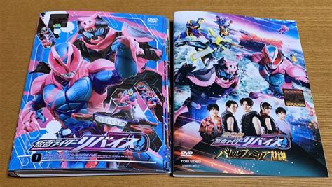 ちになりま 仮面ライダーリバイス全巻完結セット劇場版付 Dvd 前田挙太郎 木村昴 井本彩花 バイスの