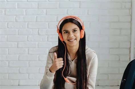 Jarang Yang Tahu Inilah Manfaat Mendengarkan Musik Untuk Kesehatan