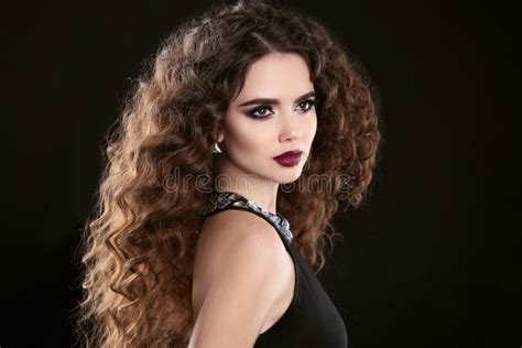 Hairstyle Curly Hair Fashion Brunette Girl With Long Curly Hair