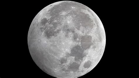 How You Can Watch Mars Disappear Behind The Full Moon Tonight Cbc News