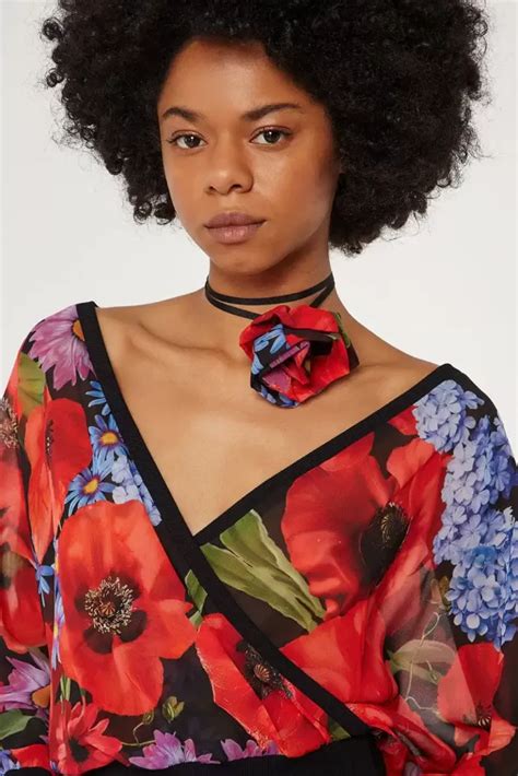 Floral Wrap Crop Top Figchic