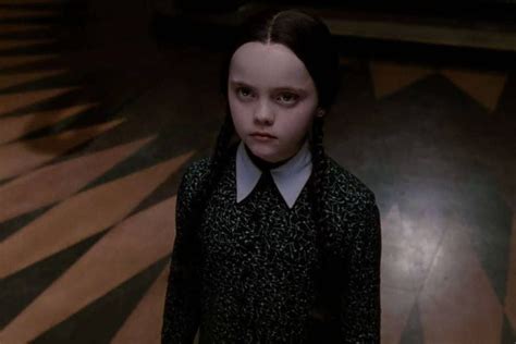 Wednesday Tim Burton Anuncia Una Serie De Merlina Addams En Netflix