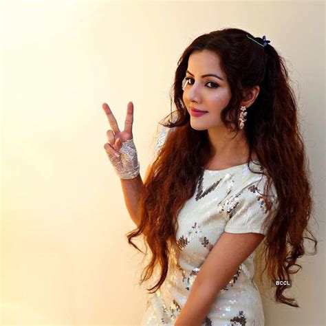 Pakistani Singer Rabi Pirzadas Nude Pictures And Videos Leaked Online