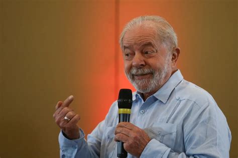 Brasile Lula Ha Confermato La Sua Candidatura Alle Elezioni