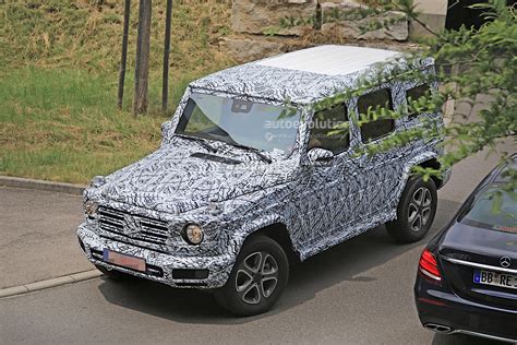 Travis Barker Totals Mercedes Benz G Wagen In Crash With School Bus