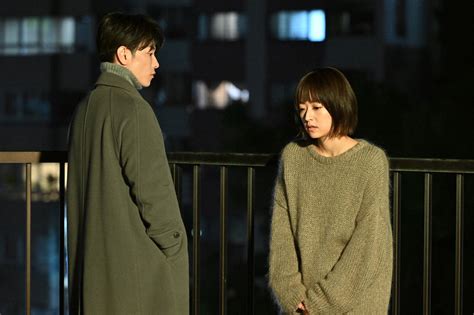 画像6 15 「100万回 言えばよかった」井上真央＆佐藤健、“静電気キス” 画期的な演出に「こんなキスシーン初めて」「儚い」の声