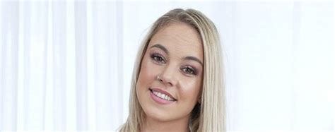 Helena Lopez Actress Wiki Age Biography Videos Weight Height