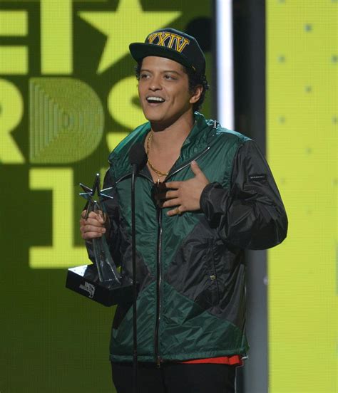 Bruno Mars Wins Best Album Song At 2018 Grammy Awards