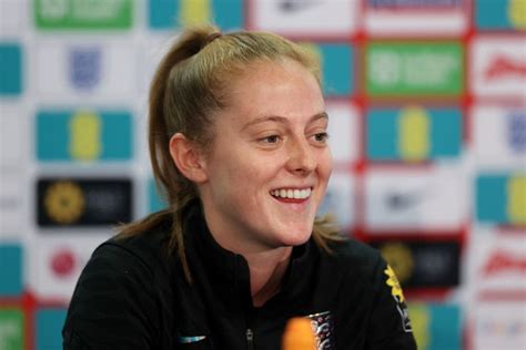 Barcelona Break Womens Transfer Record To Sign England Star Keira