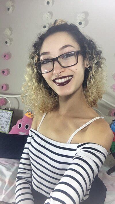 Picture Tagged With Bambii Bonsai Brunette Camgirl Chaturbate