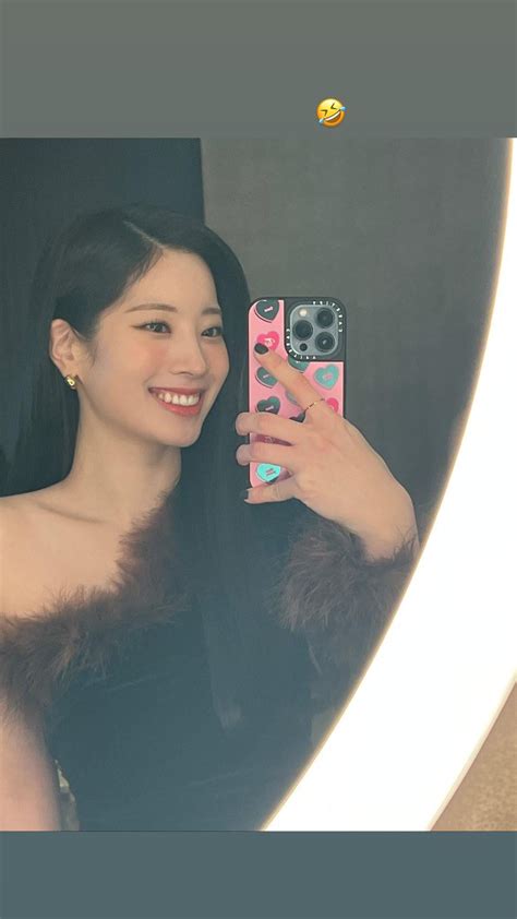 230302 Dahyun Instagram Story Updates Dahyun Selcas R Twice