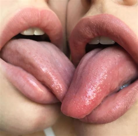 Sexy Lesbian Pair Pic Of 20