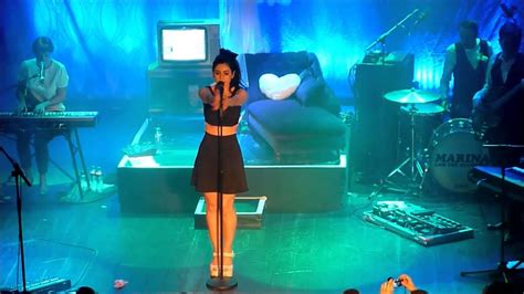Marina And The Diamonds I Am Not A Robot Live Tivoli Utrecht