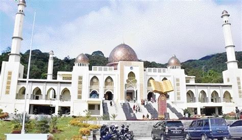 Tradisional Timur Tengah Di Masjid Agung Manarul ‘ilmi Padangpanjang