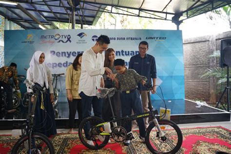 Terang Dunia Internusa Luncurkan Csr Bagikan 394 Sepeda United Bike