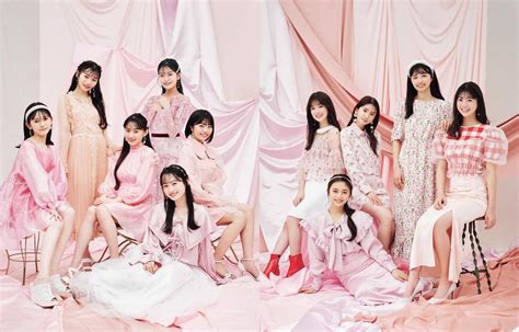 乃木坂デビュー10周年記念本で5期生11人のショットが公開 ピンクとレッドの衣装で笑顔 坂道写真ニュース 日刊スポーツ