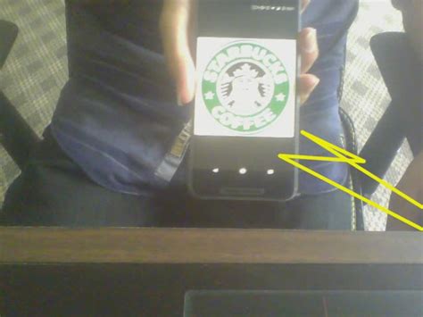 python i m trying to detect starbucks logo in a scene