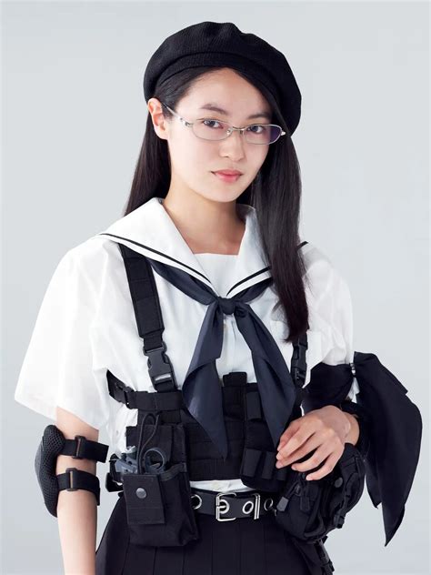 【写真 16 17枚】ガールガンレディ：白石聖主演“大人向け特撮” 「福岡の宝石 糸島の輝き」大原梓が戦隊好きの双子に Mantanweb