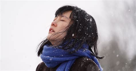 菊地凛子、初の邦画単独主演！全編ノーメイクでロードムービーに挑む｜シネマトゥデイ