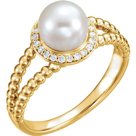 Cultured Freshwater Pearl Ring In 14 Karat Yellow Gold Freshwater Pearl