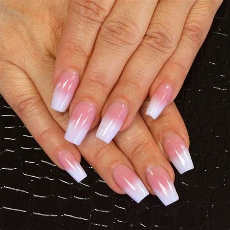 This Pink And White Fade Is One Of My Absolute Favorite Nail Trends