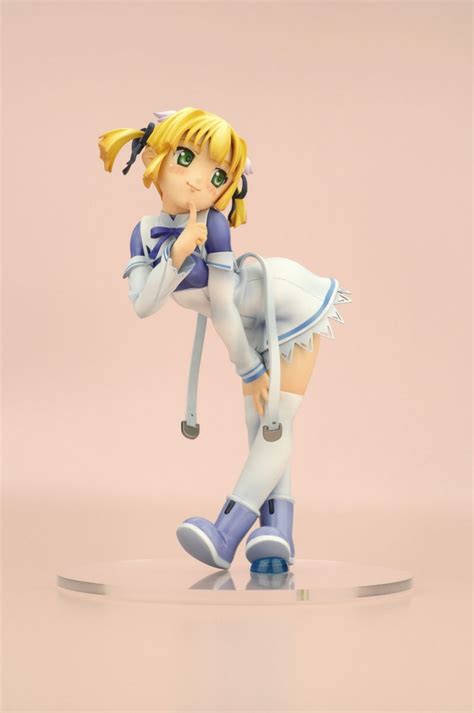 Megachu Pvc Figure Leukothea 1 8